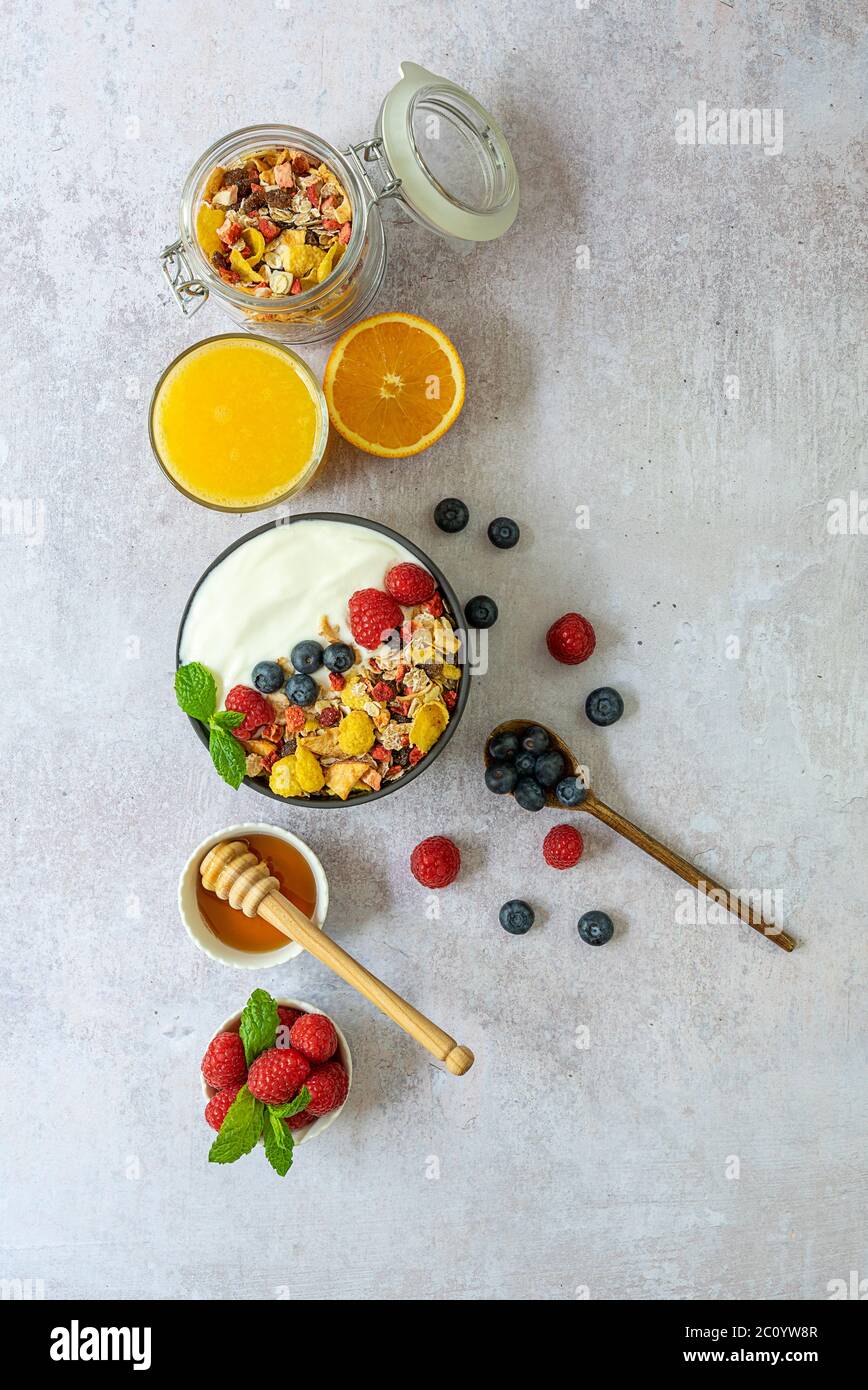 Healthy breakfast muesli hi-res stock photography and images - Alamy