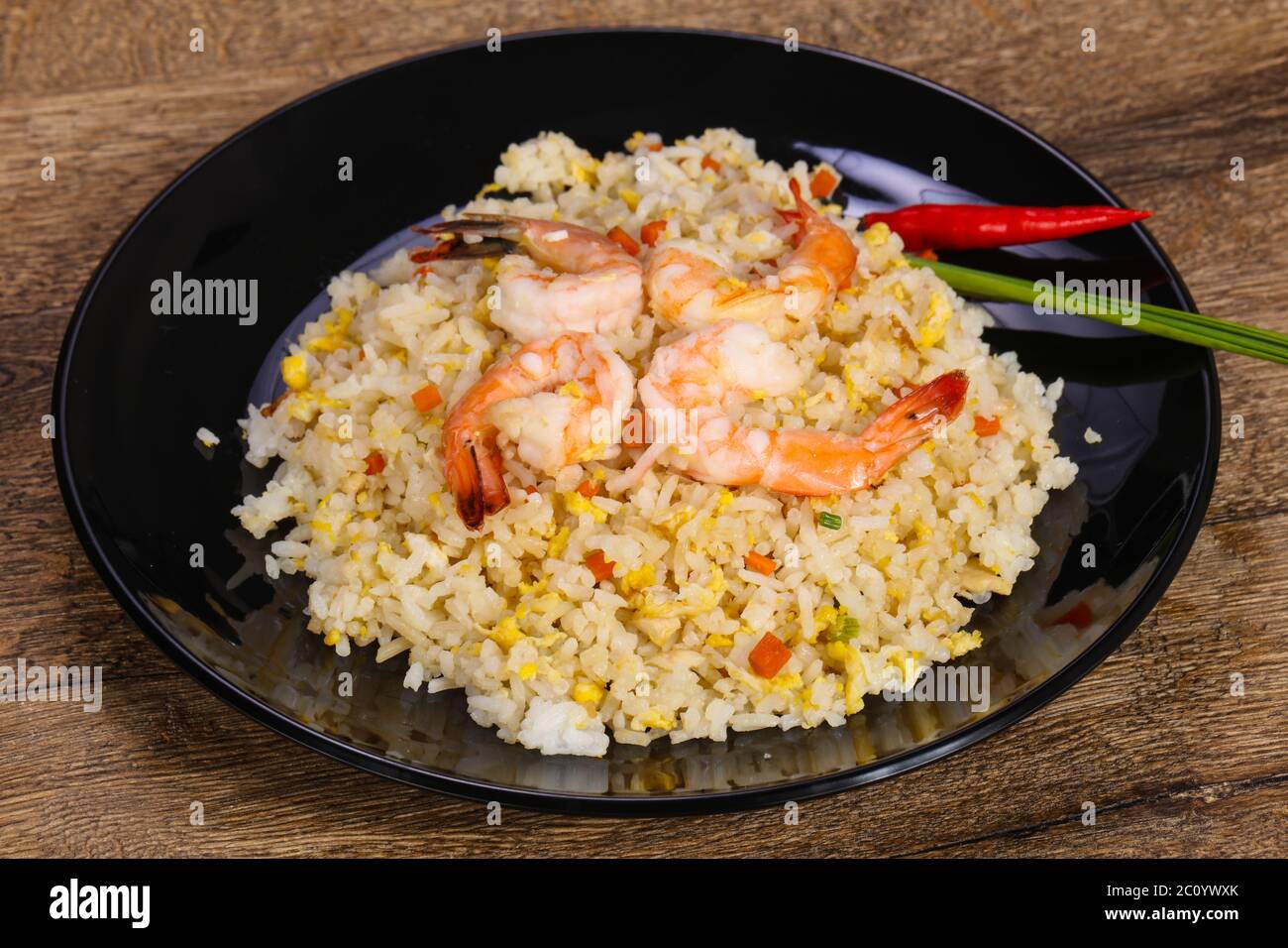 Thai style fried rice with prawn and egg Stock Photo - Alamy