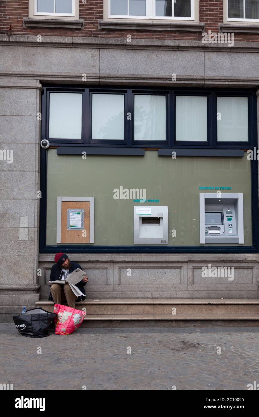 Homeless amsterdam hi-res stock photography and images - Alamy