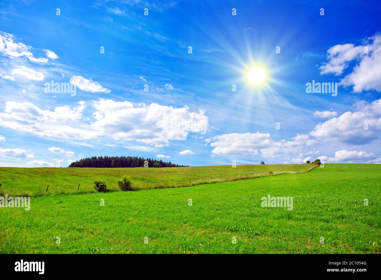 Beautiful sunset in field summer hi-res stock photography and images ...