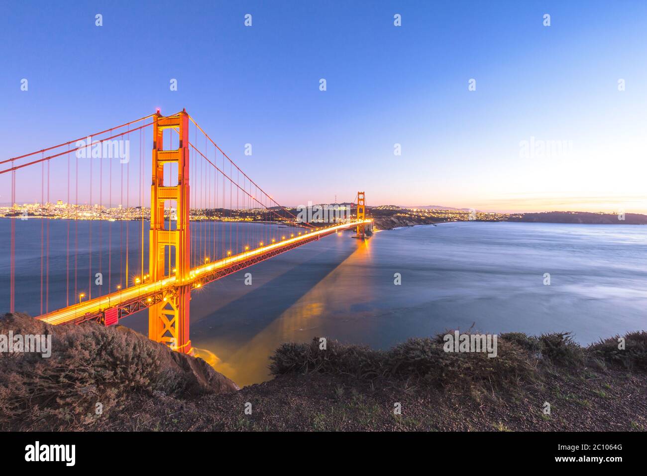 Gold gate hi-res stock photography and images - Alamy