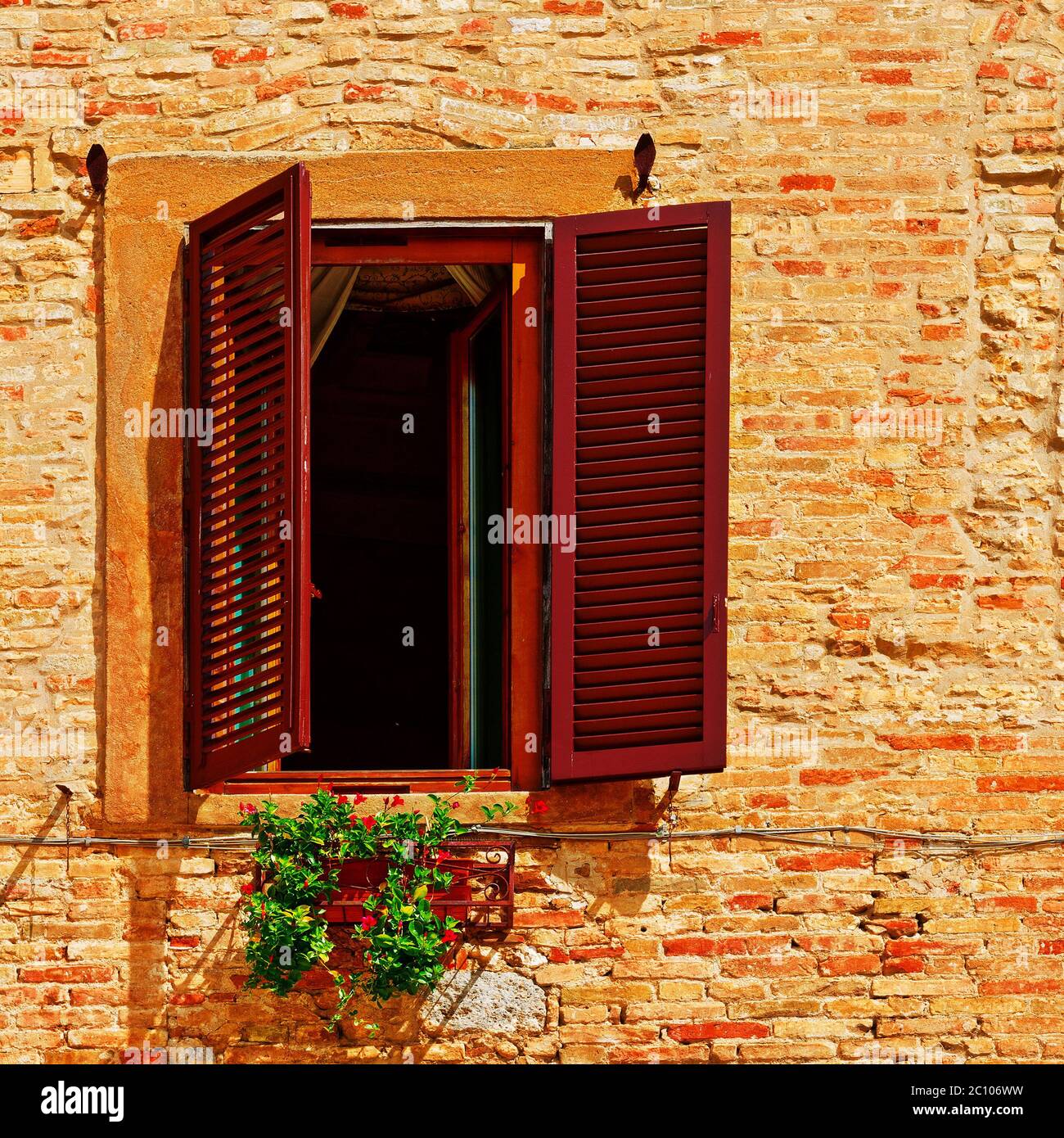 Renovated shutters hi-res stock photography and images - Alamy
