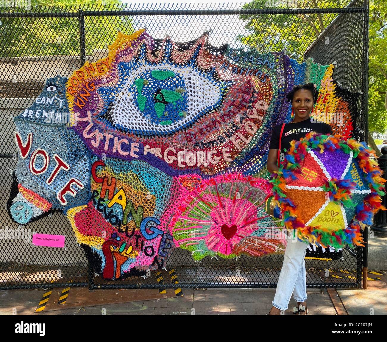 Peaceful resistance mural hi-res stock photography and images - Alamy