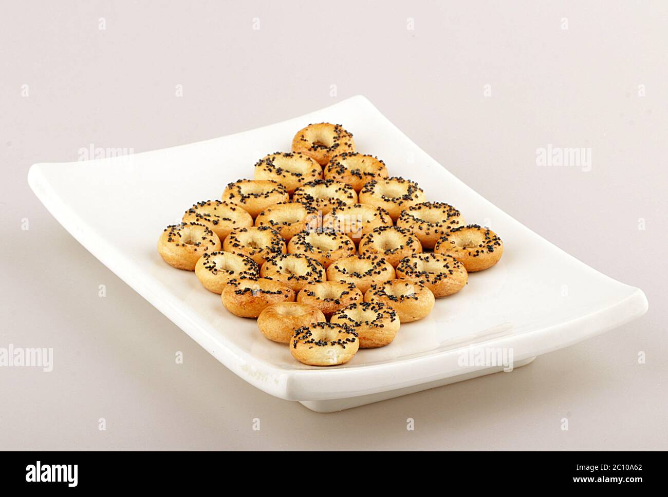 Set of mini ring-shaped cracknels with poppy Stock Photo - Alamy