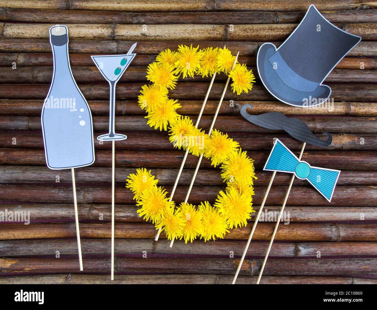 Dollar symbol made of flowers Stock Photo - Alamy