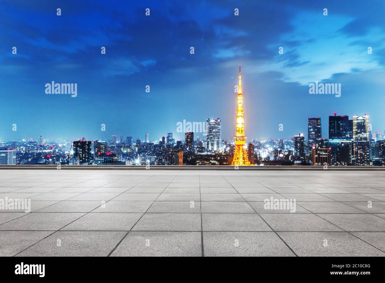 empty street with cityscape and skyline of tokyo at twilight Stock ...