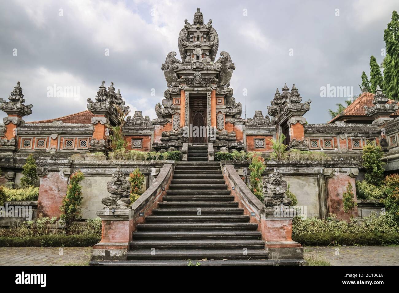 Bali ancient architecture hi-res stock photography and images - Alamy