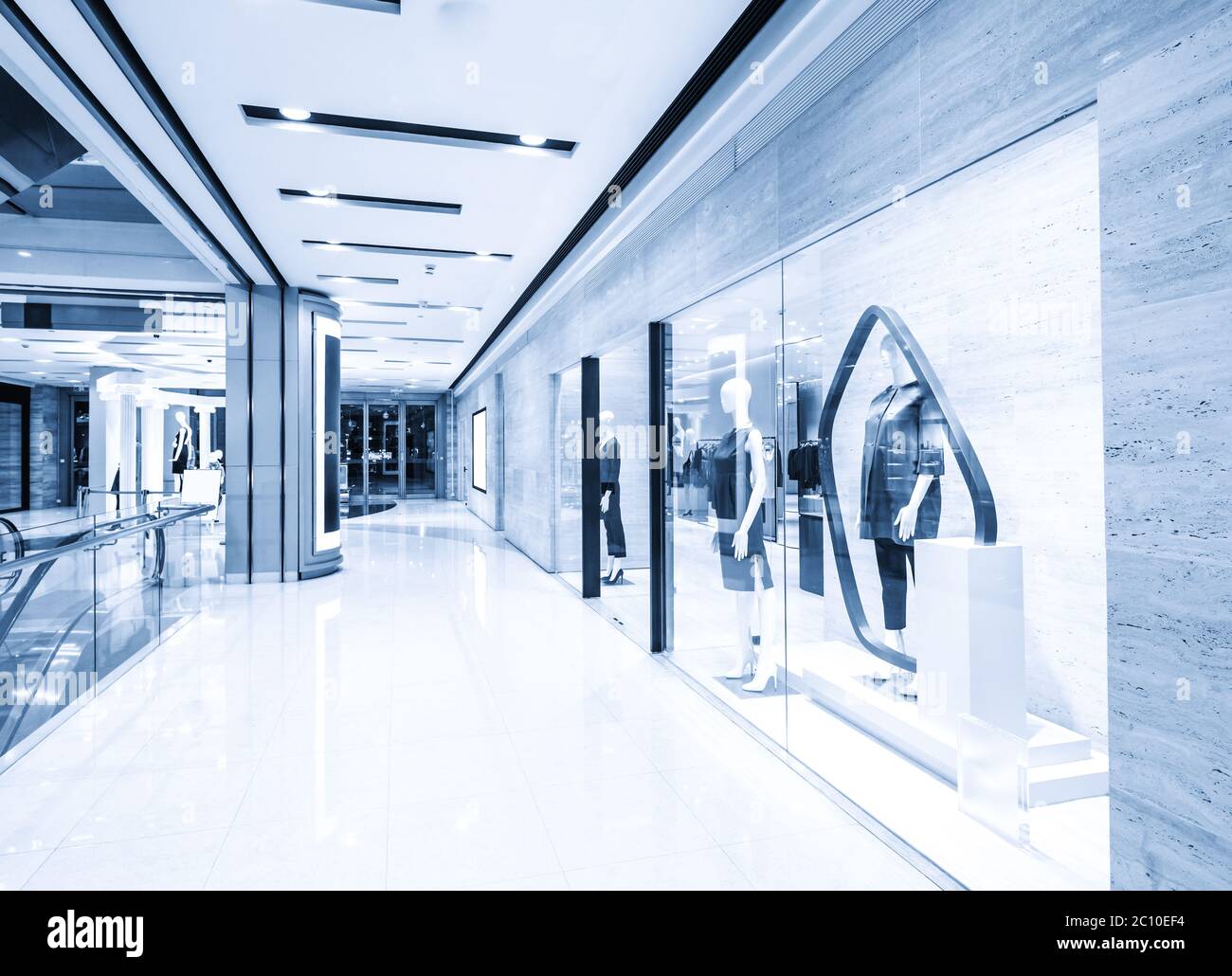 Urban shopping corridor hi-res stock photography and images - Alamy