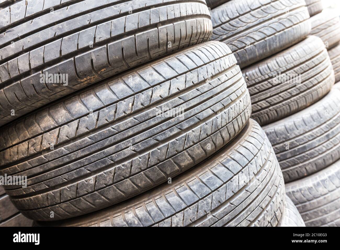 Tyres stack hi-res stock photography and images - Alamy