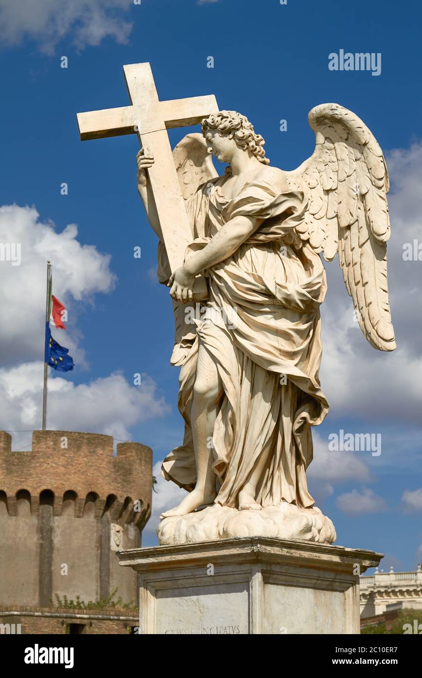Statue angel in pantheon rome hi-res stock photography and images - Alamy