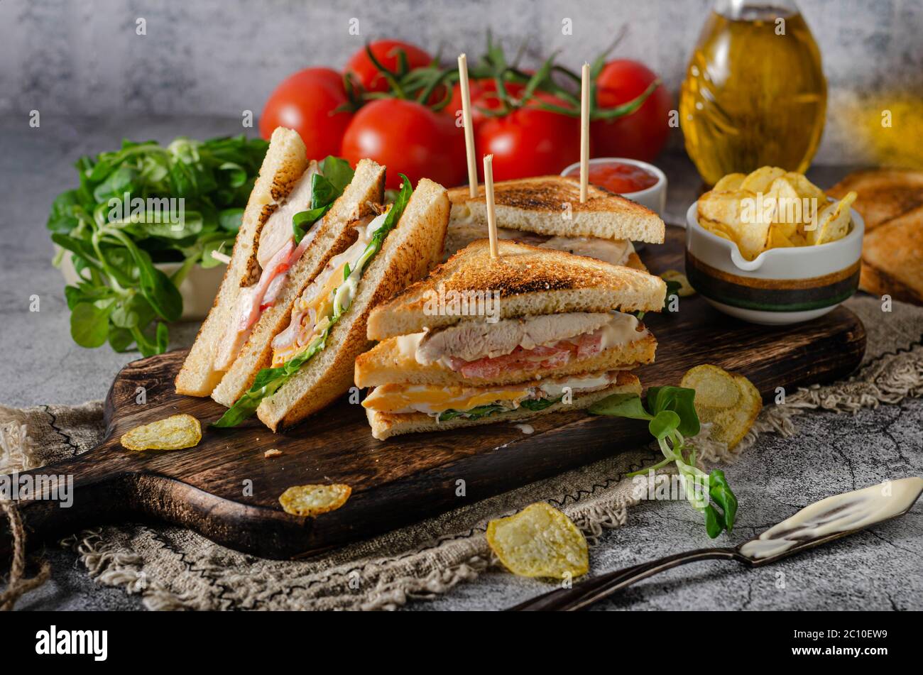 Simple chicken sandwich hi-res stock photography and images - Alamy