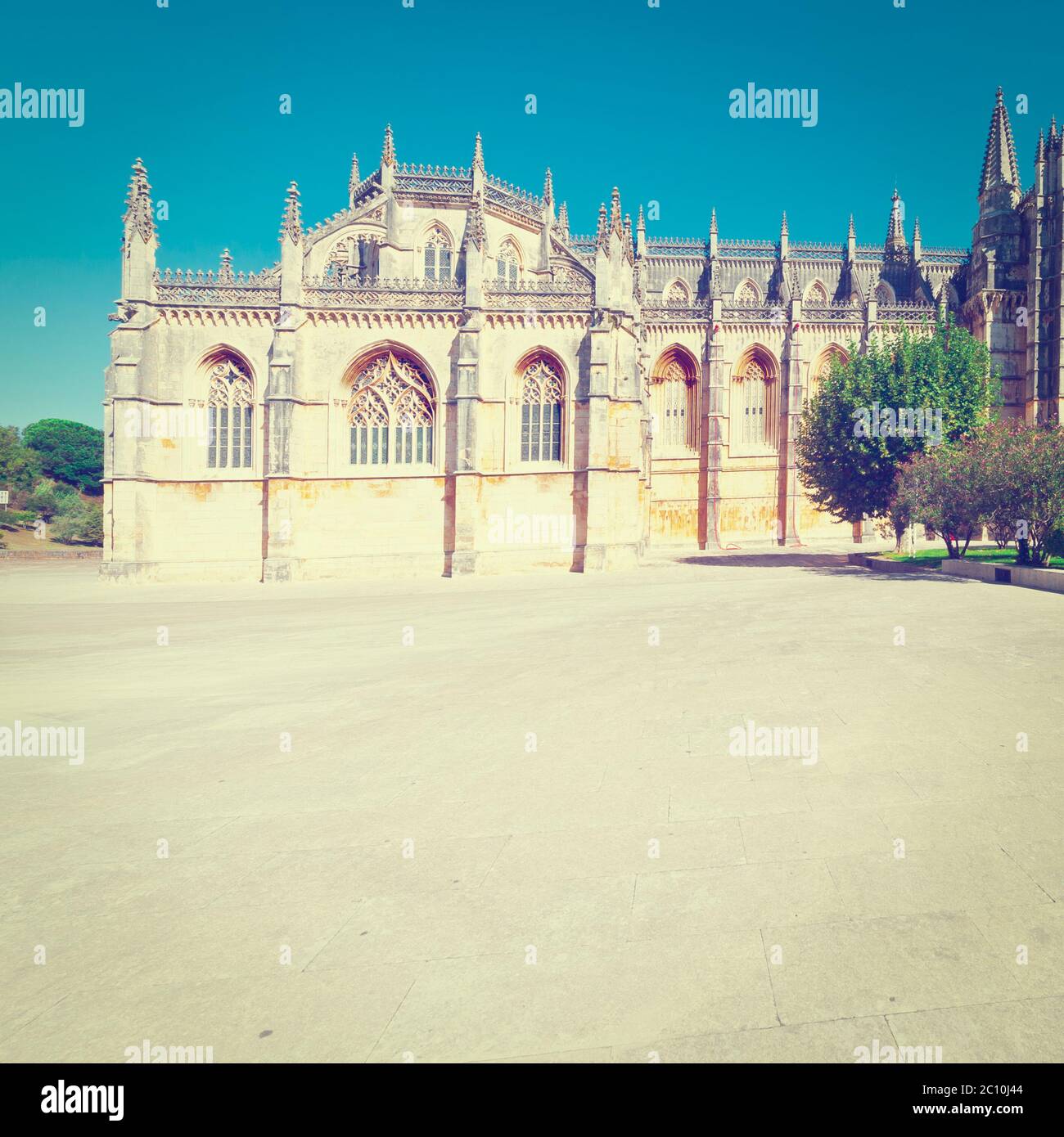 Lancet window cathedral hi-res stock photography and images - Alamy
