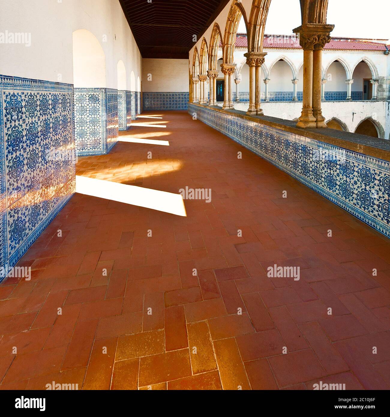 The arc gallery hi-res stock photography and images - Alamy