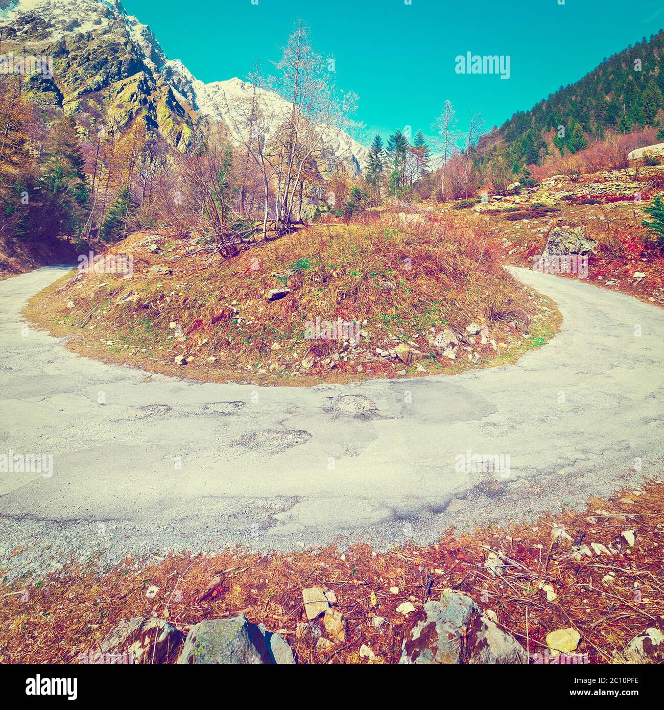 Abrupt turn hi-res stock photography and images - Alamy