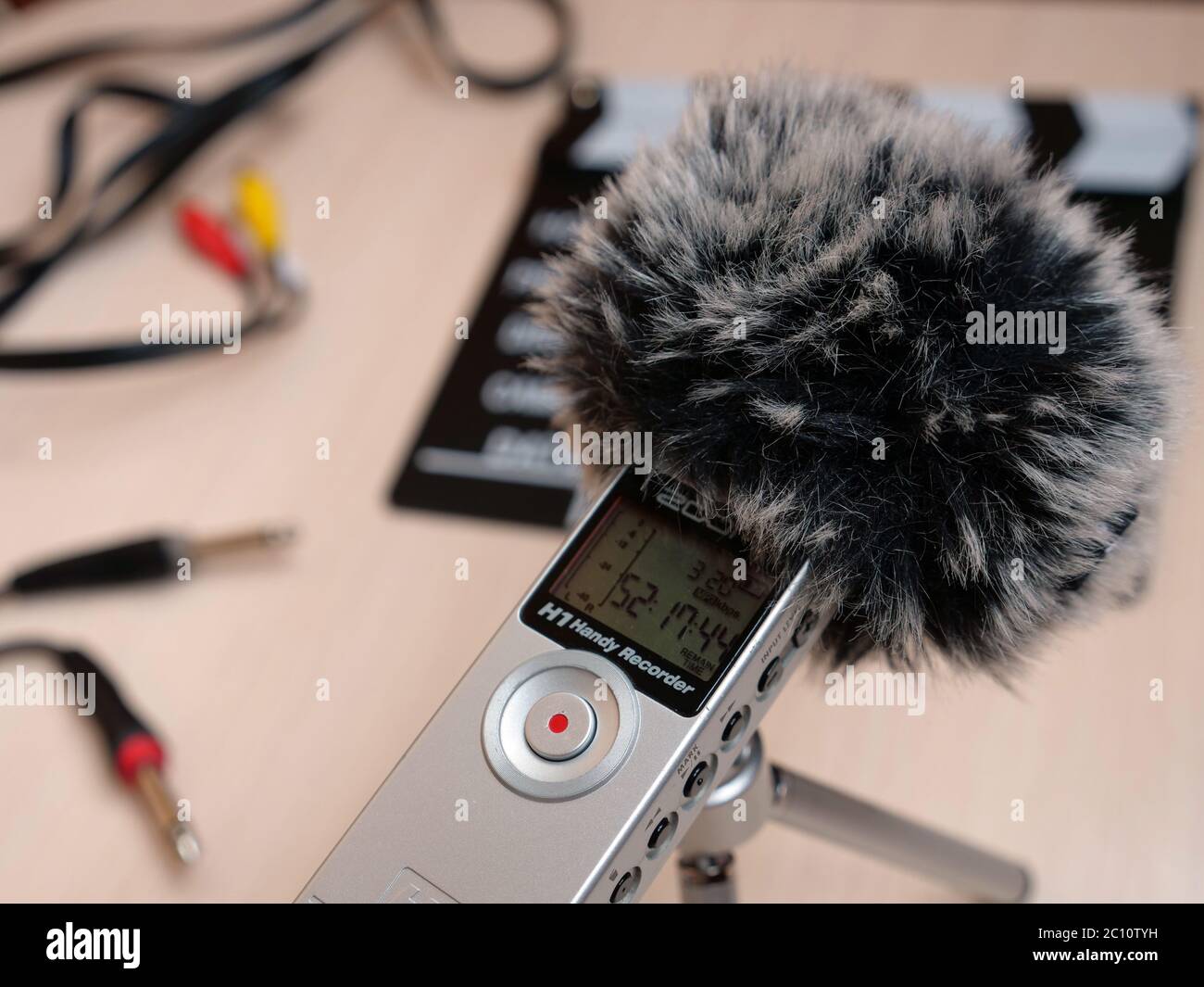 Dead cat mic hi-res stock photography and images - Alamy