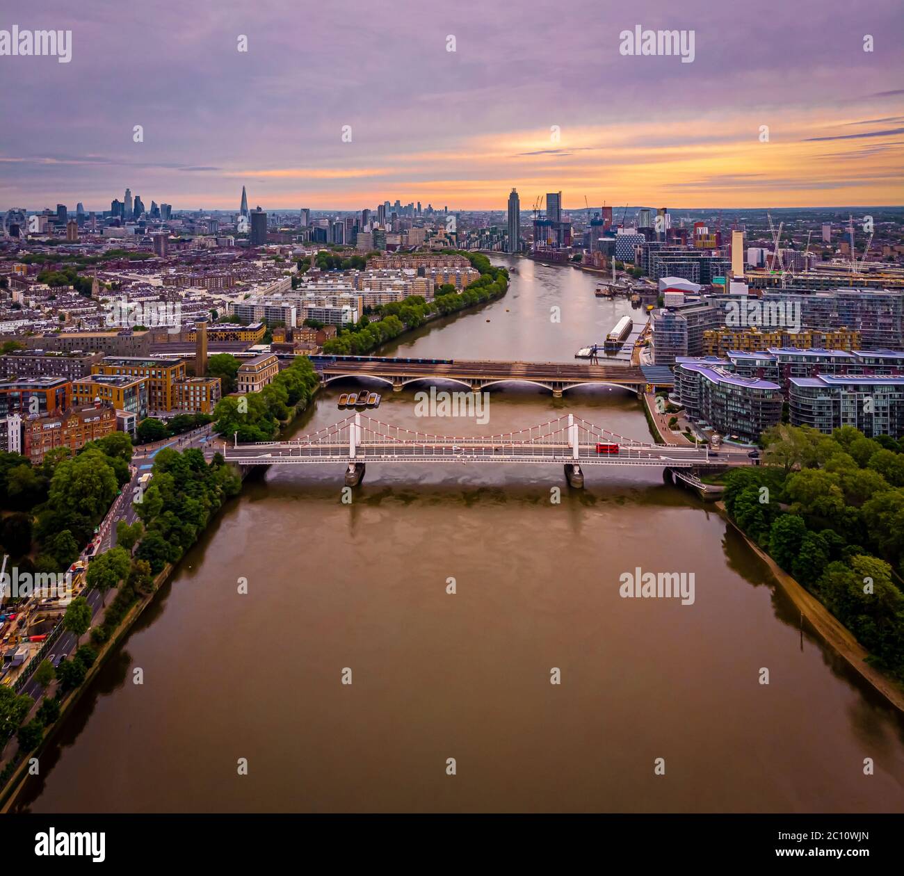 Chelsea market sky bridge hi-res stock photography and images - Alamy