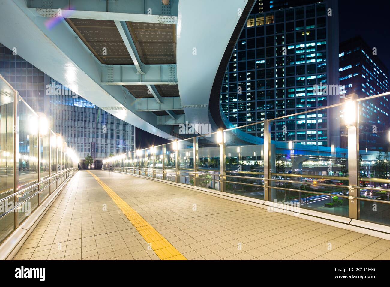 modern building in downtown of tokyo from empty street Stock Photo - Alamy