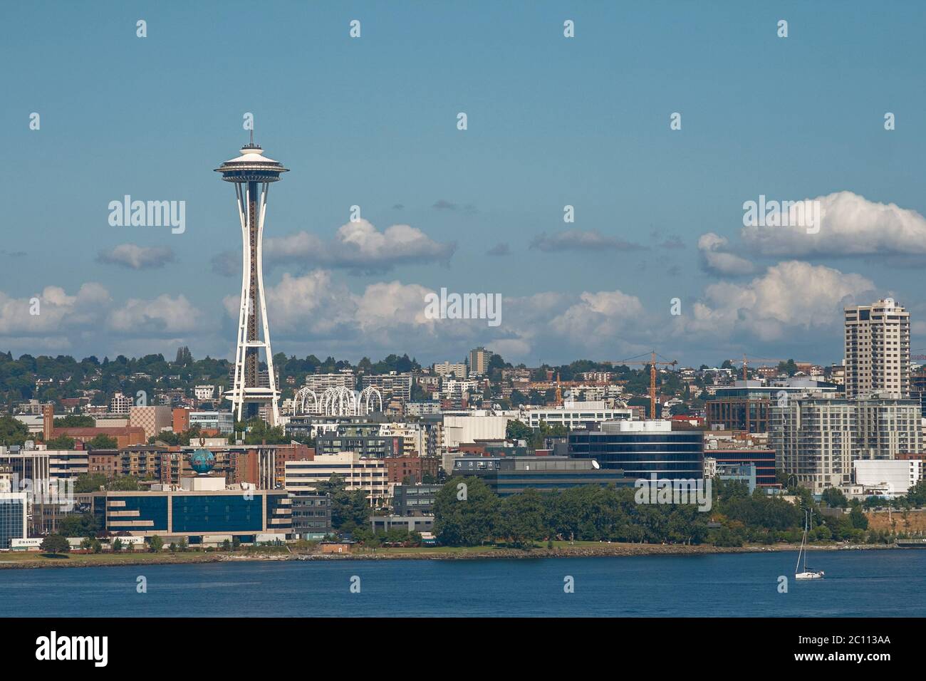 How tall is the seattle space needle hi-res stock photography and ...