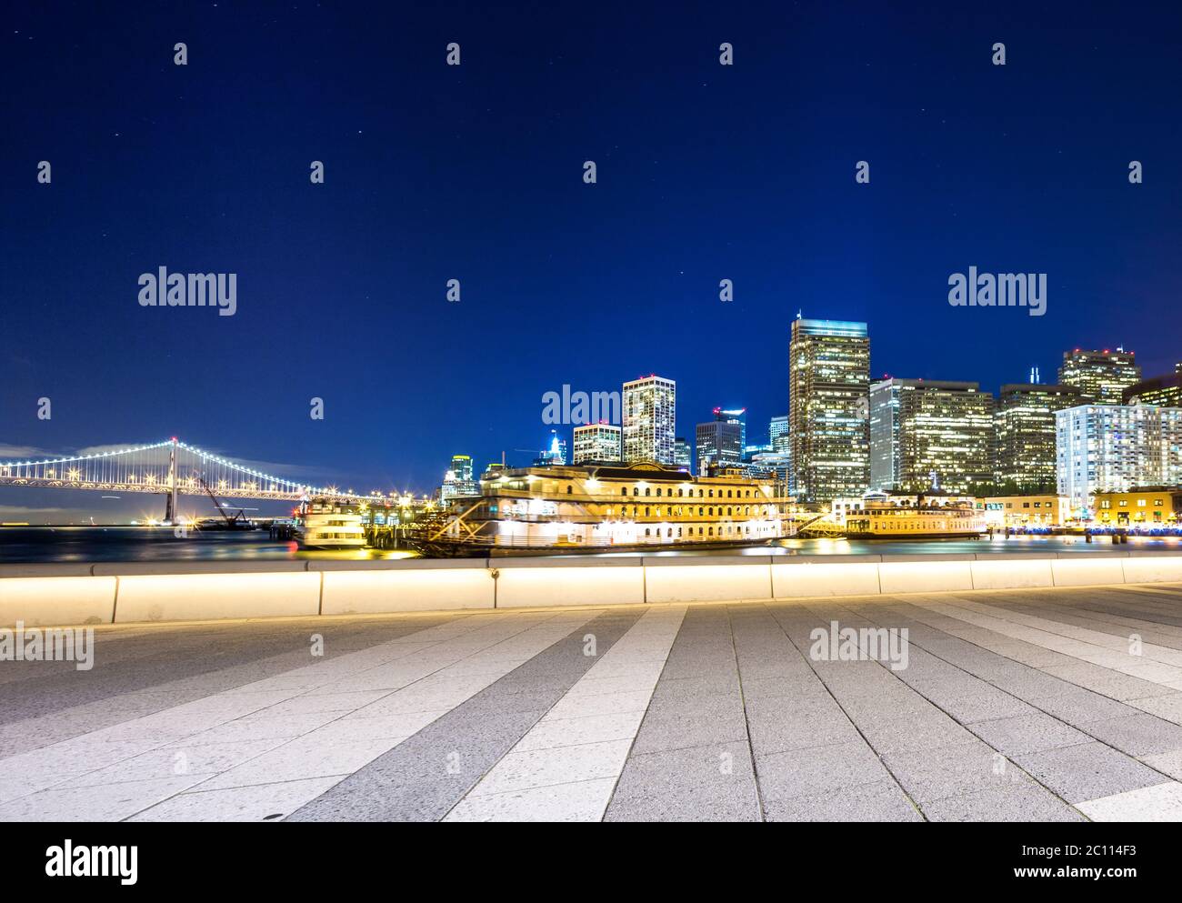empty street with cityscape and skyline of san francisco at night Stock ...
