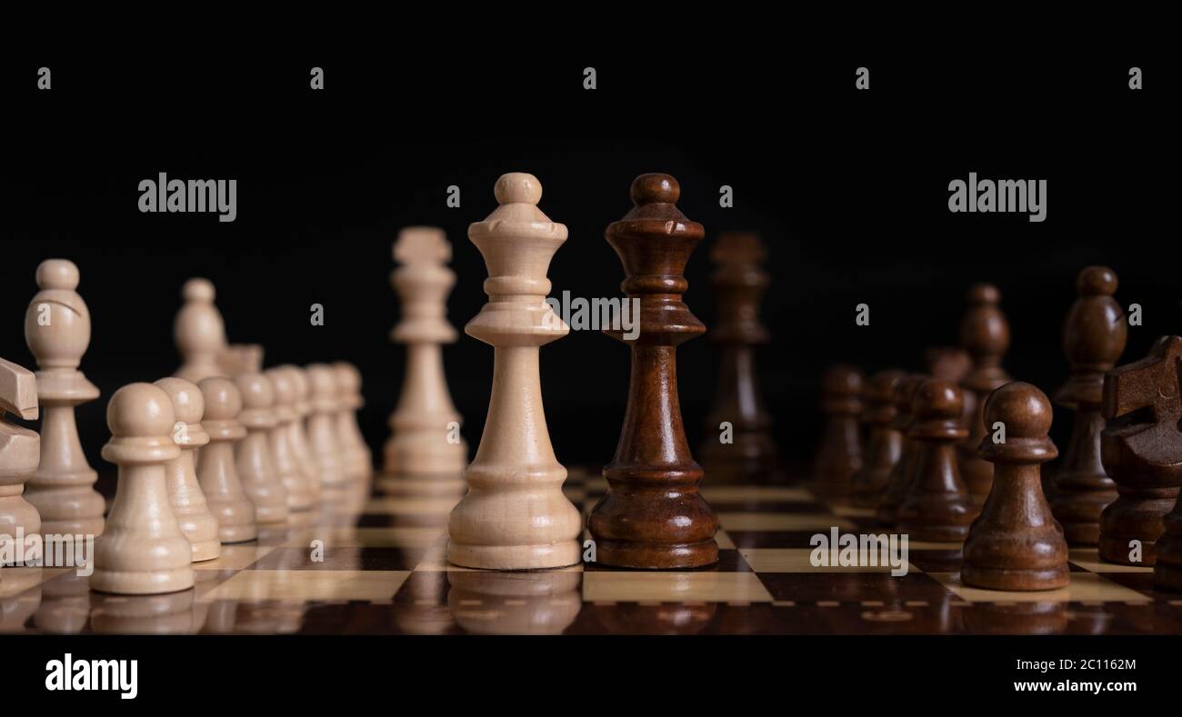 chess strategy . chess queen. ready for battle Stock Photo - Alamy
