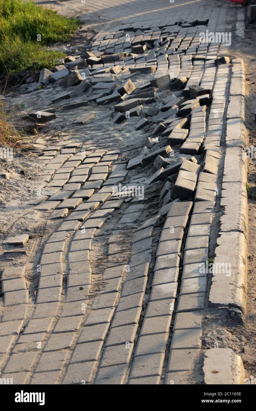 Old paving slabs hi-res stock photography and images - Alamy