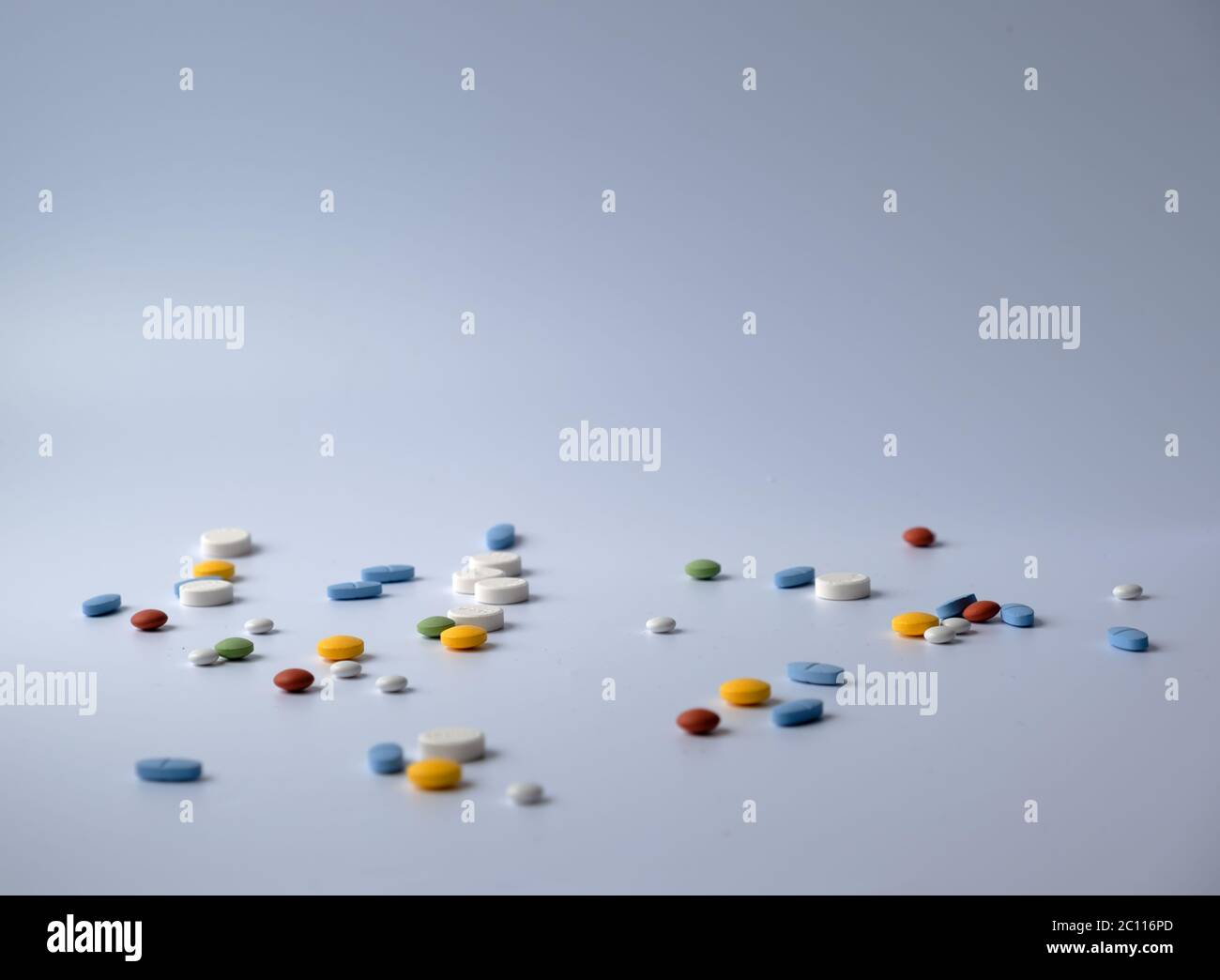 pills clean background. Medicinal drugs Stock Photo - Alamy