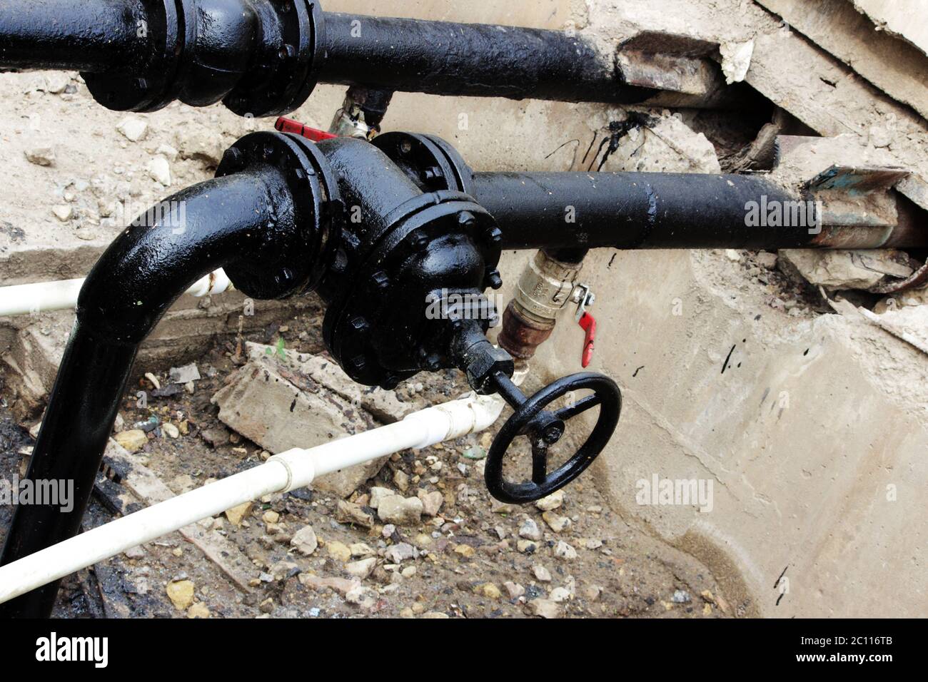 Bitumen emulsion hi-res stock photography and images - Alamy