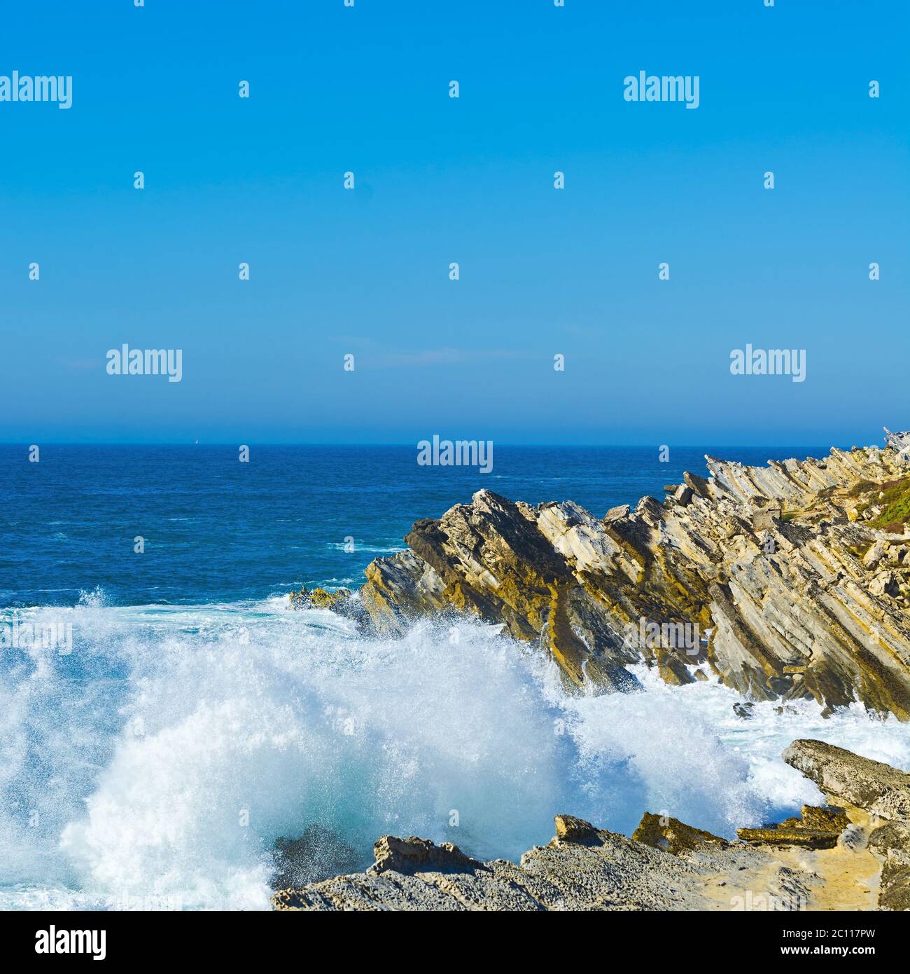 Atlantic Ocean in Portugal Stock Photo - Alamy