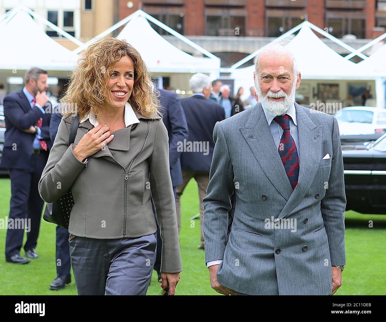 Queen Elizabeth 11 High Resolution Stock Photography and Images - Alamy