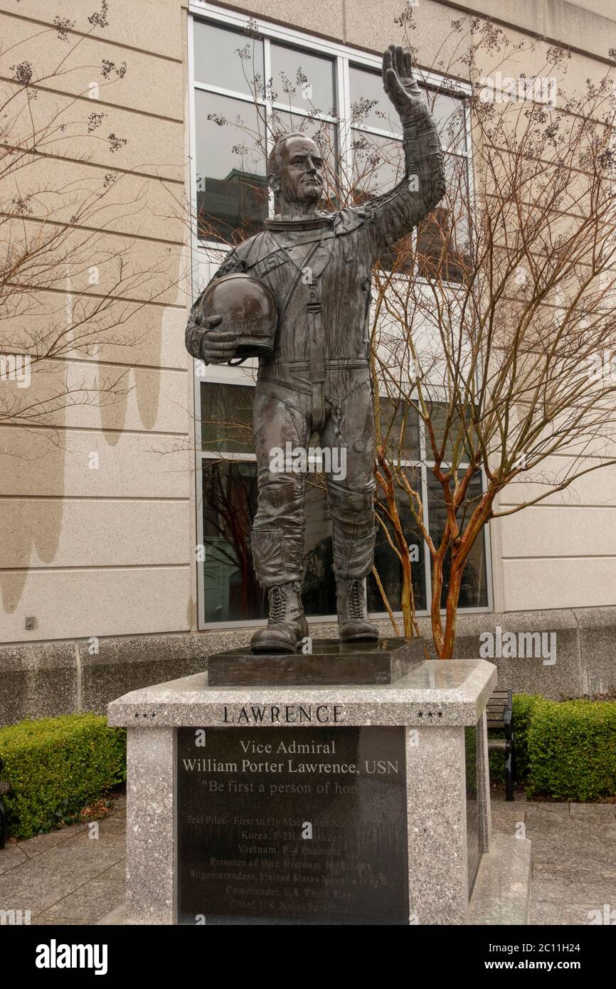 Vice Admiral William Lawrence statue in Annapolis MD Stock Photo - Alamy