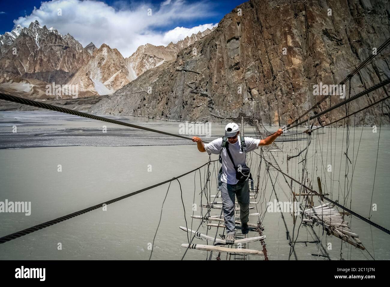 Risky bridge crossing hi-res stock photography and images - Alamy