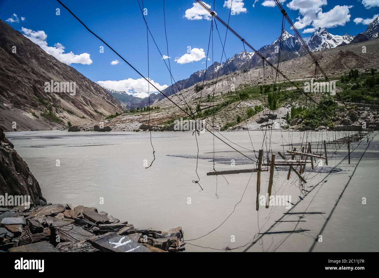 Old steel cable damaged hi-res stock photography and images - Alamy