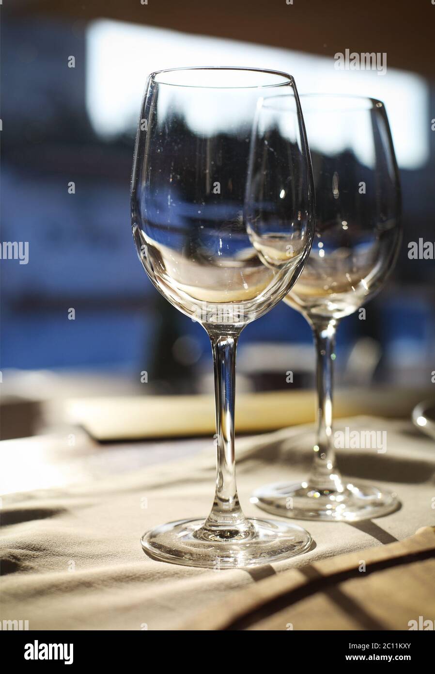 Empty glasses in a restaurant Stock Photo - Alamy