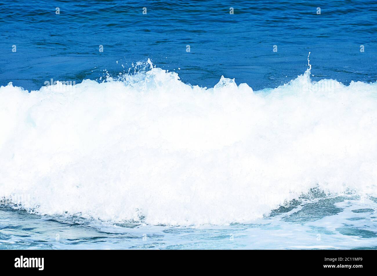 Blue ocean view hi-res stock photography and images - Alamy