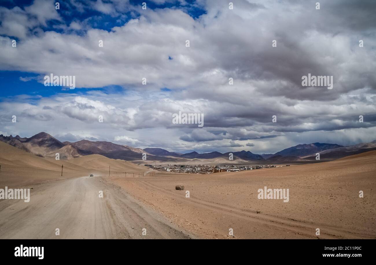 Chinese city Ali Stock Photo - Alamy