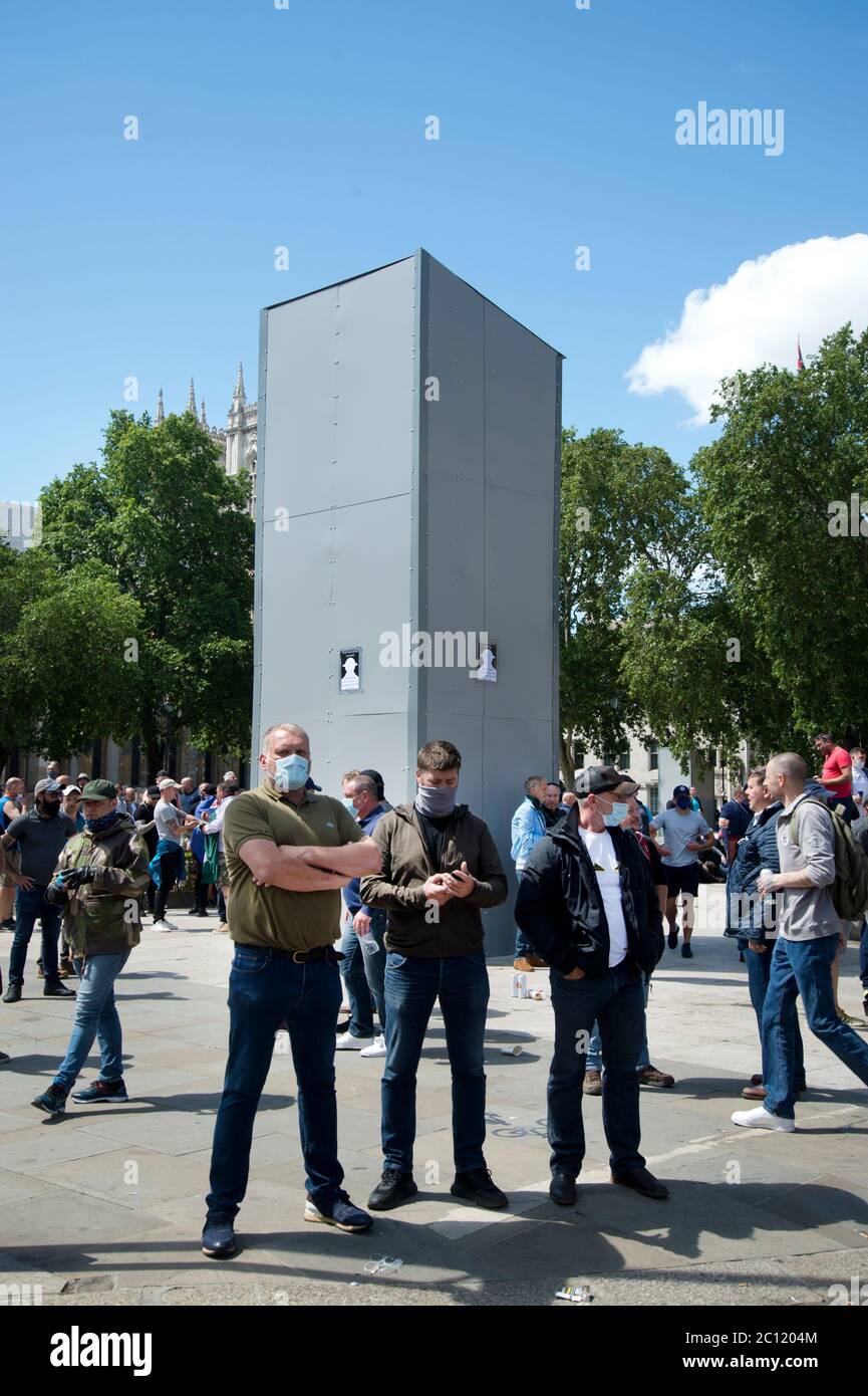 Indian parliament statue hi-res stock photography and images - Alamy