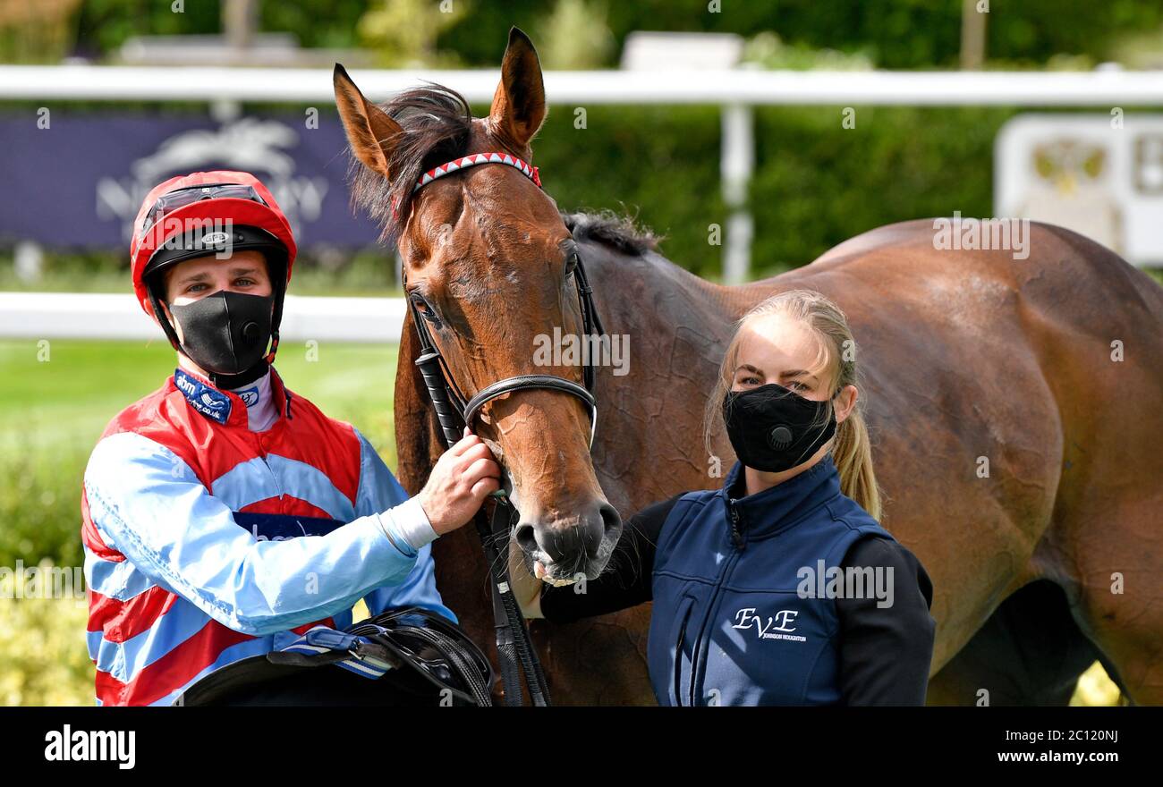 Gin Palace and Charlie Bishop after winning the MansionBet’s Royal ...