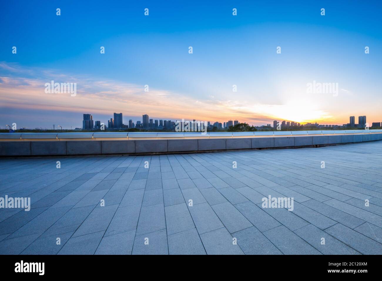 Harbin skyline hi-res stock photography and images - Alamy