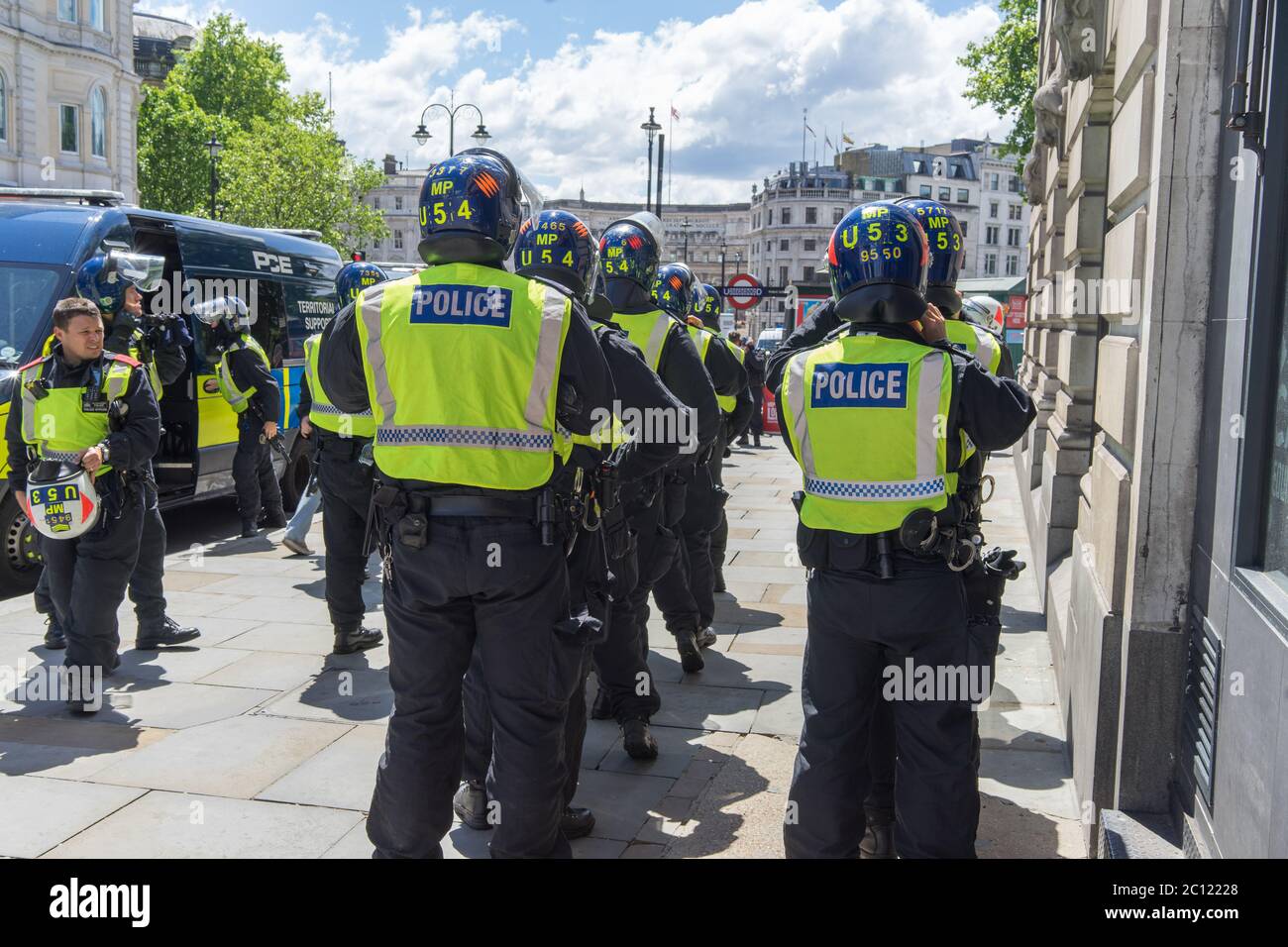 Uk british riot police uniform hi-res stock photography and images - Alamy