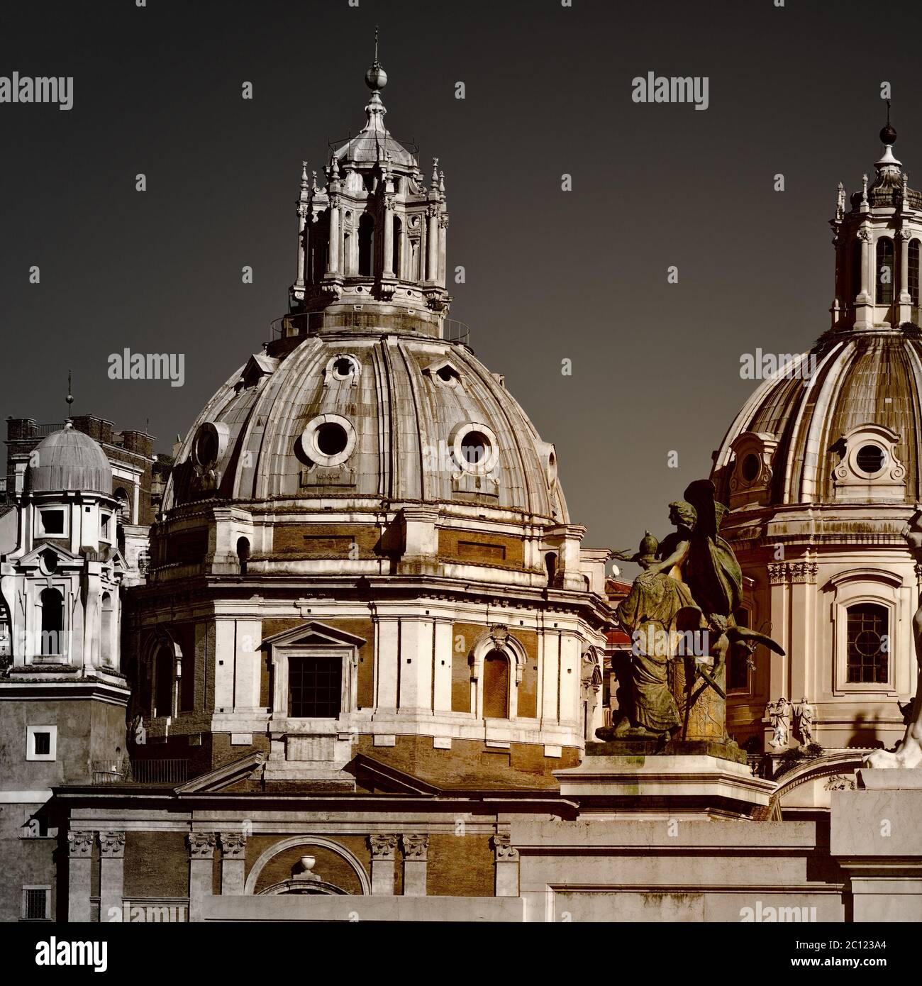 Renaissance domes hi-res stock photography and images - Alamy
