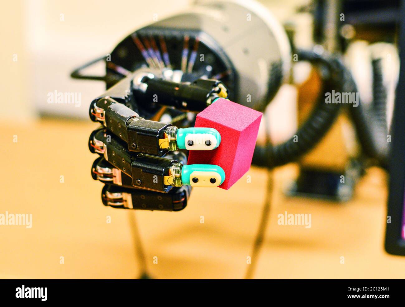 Machine intelligence laboratory hi-res stock photography and images - Alamy