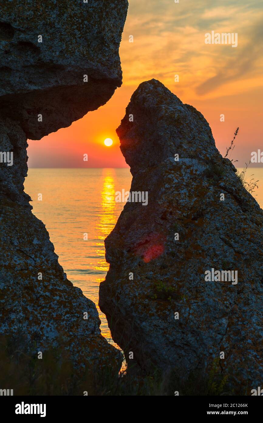Sunset over the Sea of Azov on Generals beach. Karalar regional ...