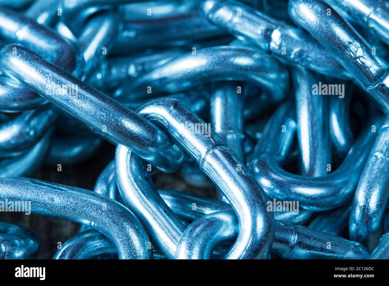 Galvanized steel chain Stock Photo - Alamy