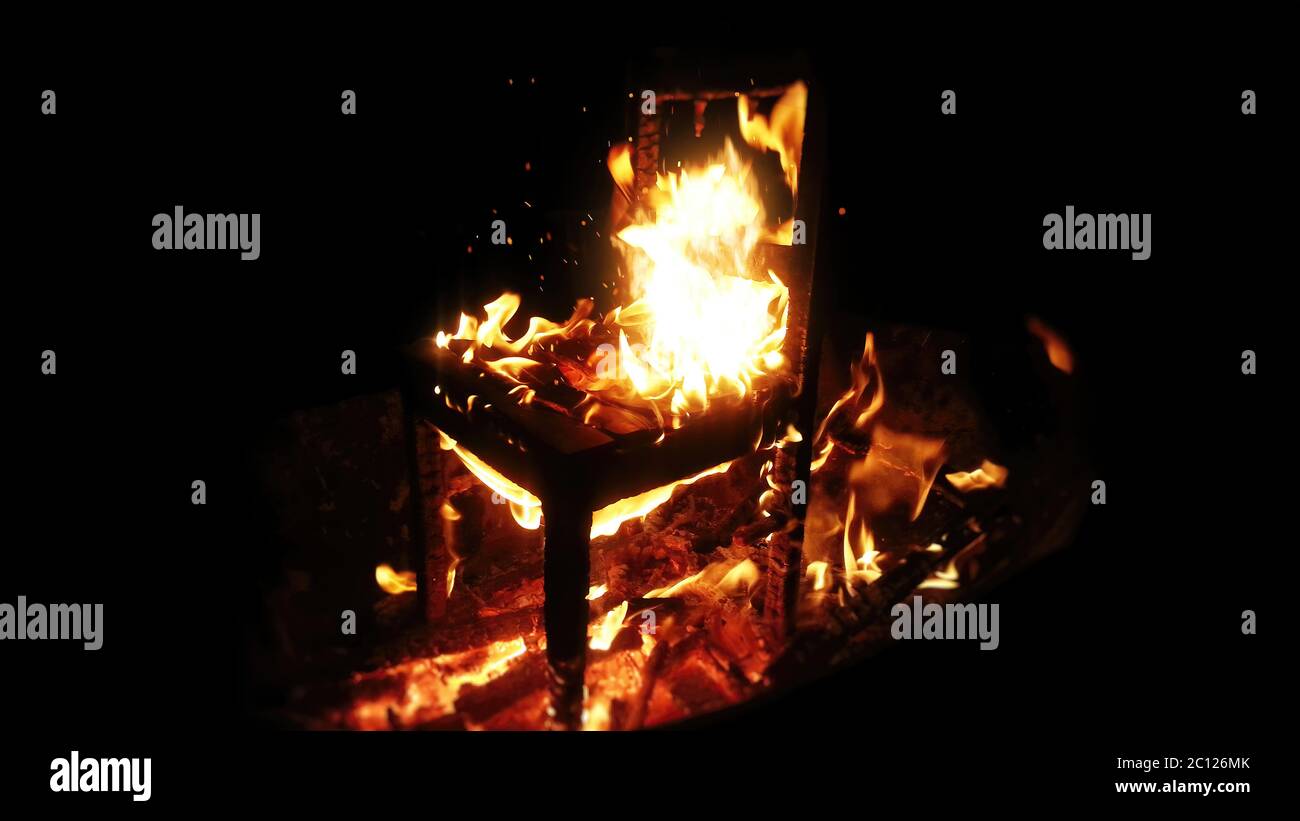 Bonfire worship hi-res stock photography and images - Alamy