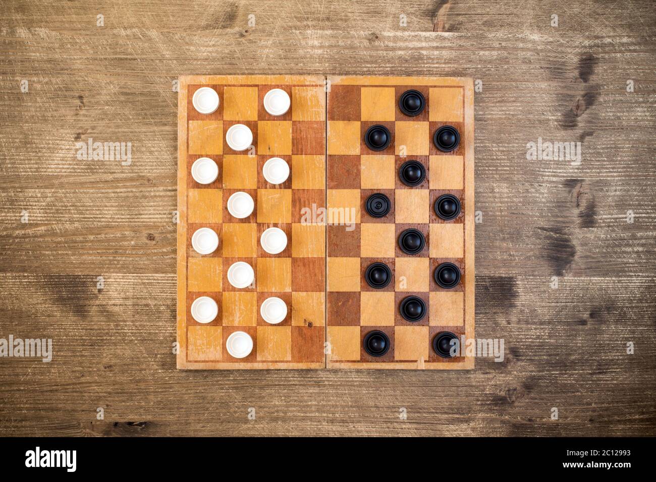 Draughts competition hi-res stock photography and images - Alamy