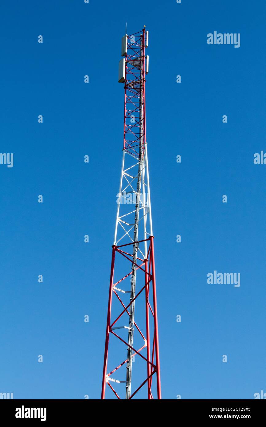 Communication antenna tower hi-res stock photography and images - Alamy
