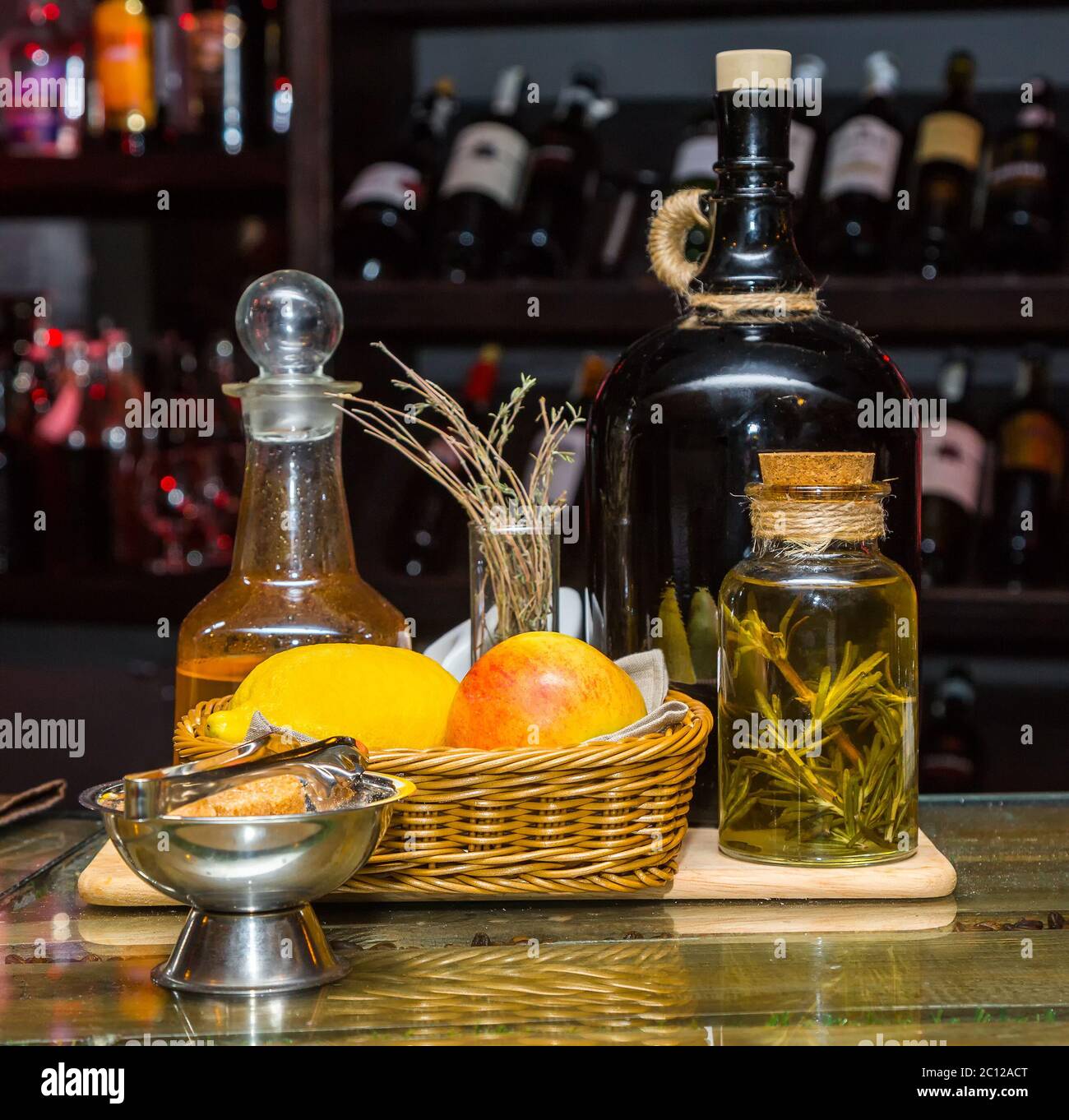 Whiskey bottles shelves hi-res stock photography and images - Alamy