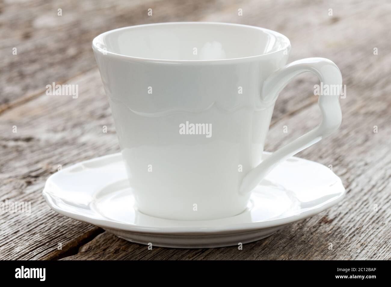 Empty coffee cup Stock Photo - Alamy