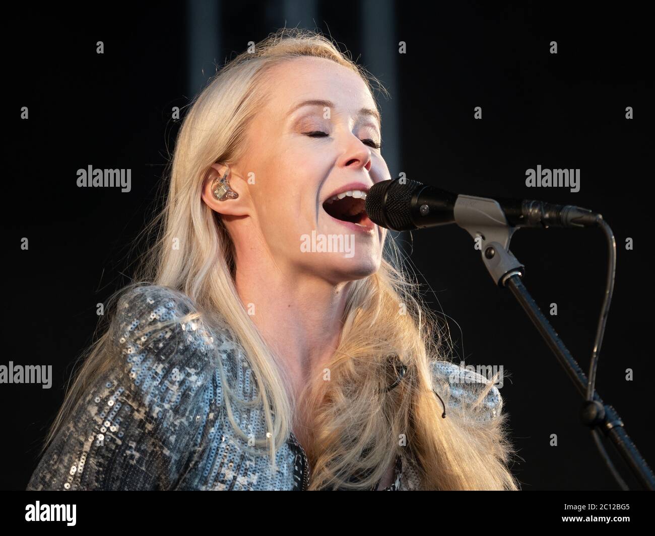 Tina dickow singer hi-res stock photography and images - Alamy