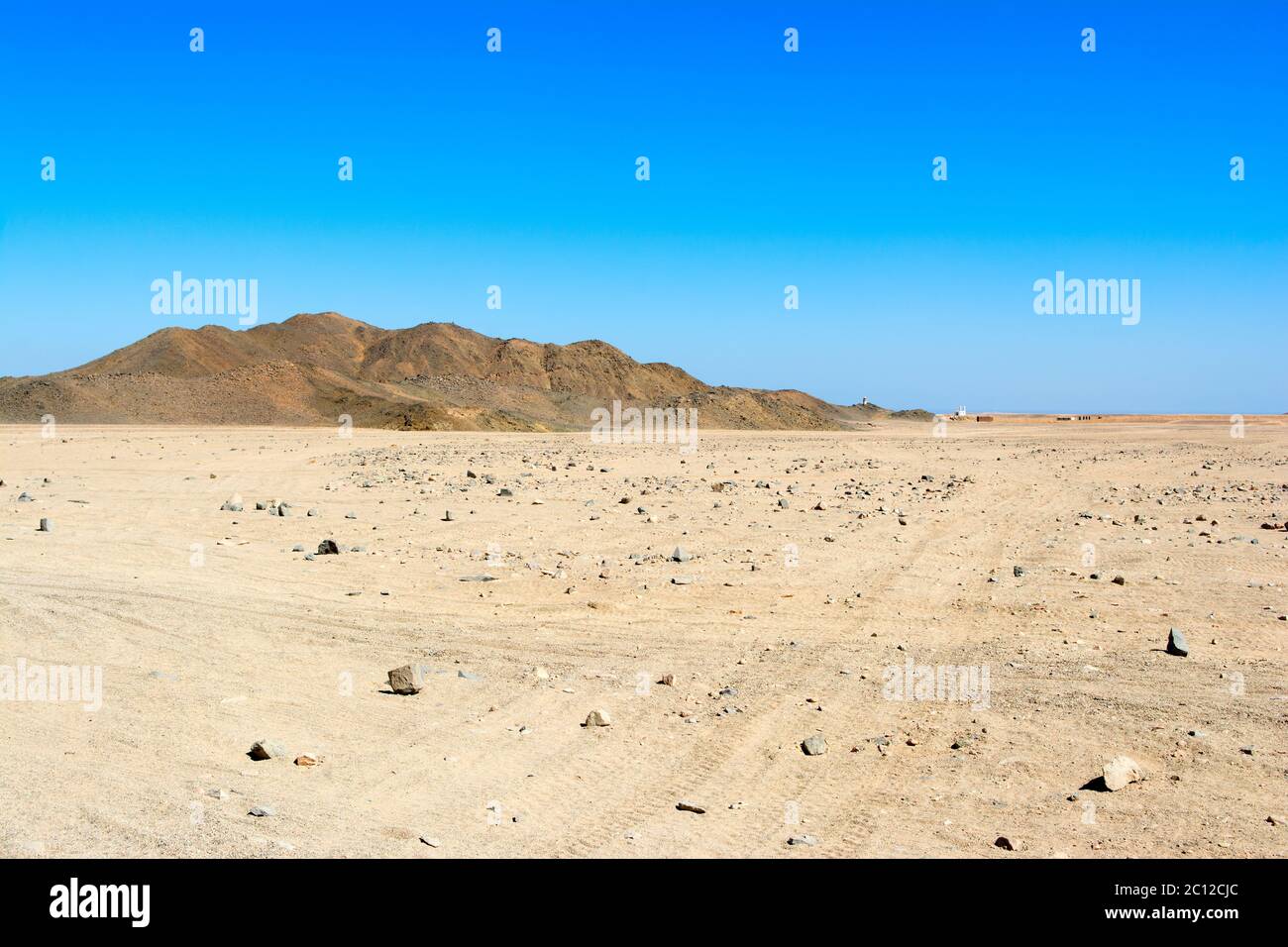 Beautiful panoramic landscape of the Arabian desert Stock Photo - Alamy